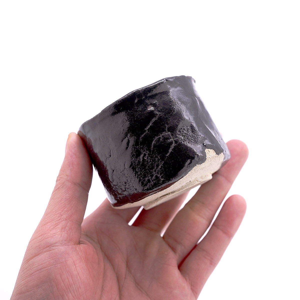 寺田鉄平 瀬戸黒ぐい吞 TRDGN118 – 白白庵 PAKUPAKUAN